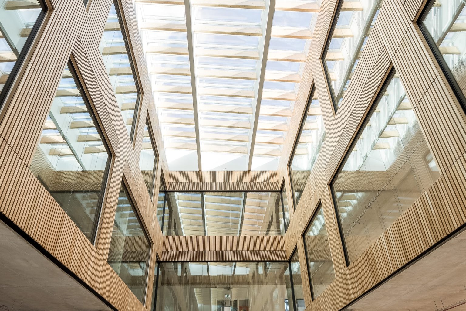 Building POY (Under 20M) - The Helios Building, Harwell Science and ...